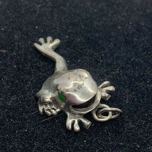 Source Unknown | Jewelry | Vintage Sterling Silver Frog Charm Wgreen ...